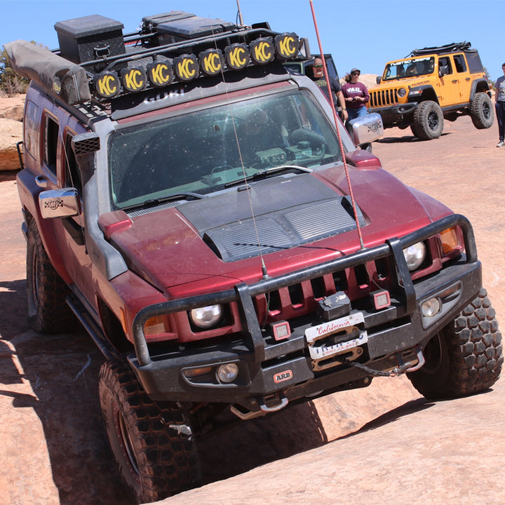 Hummer H3 Lensun 65W Hood/Bonnet Flexible Solar Panel – LensunSolar